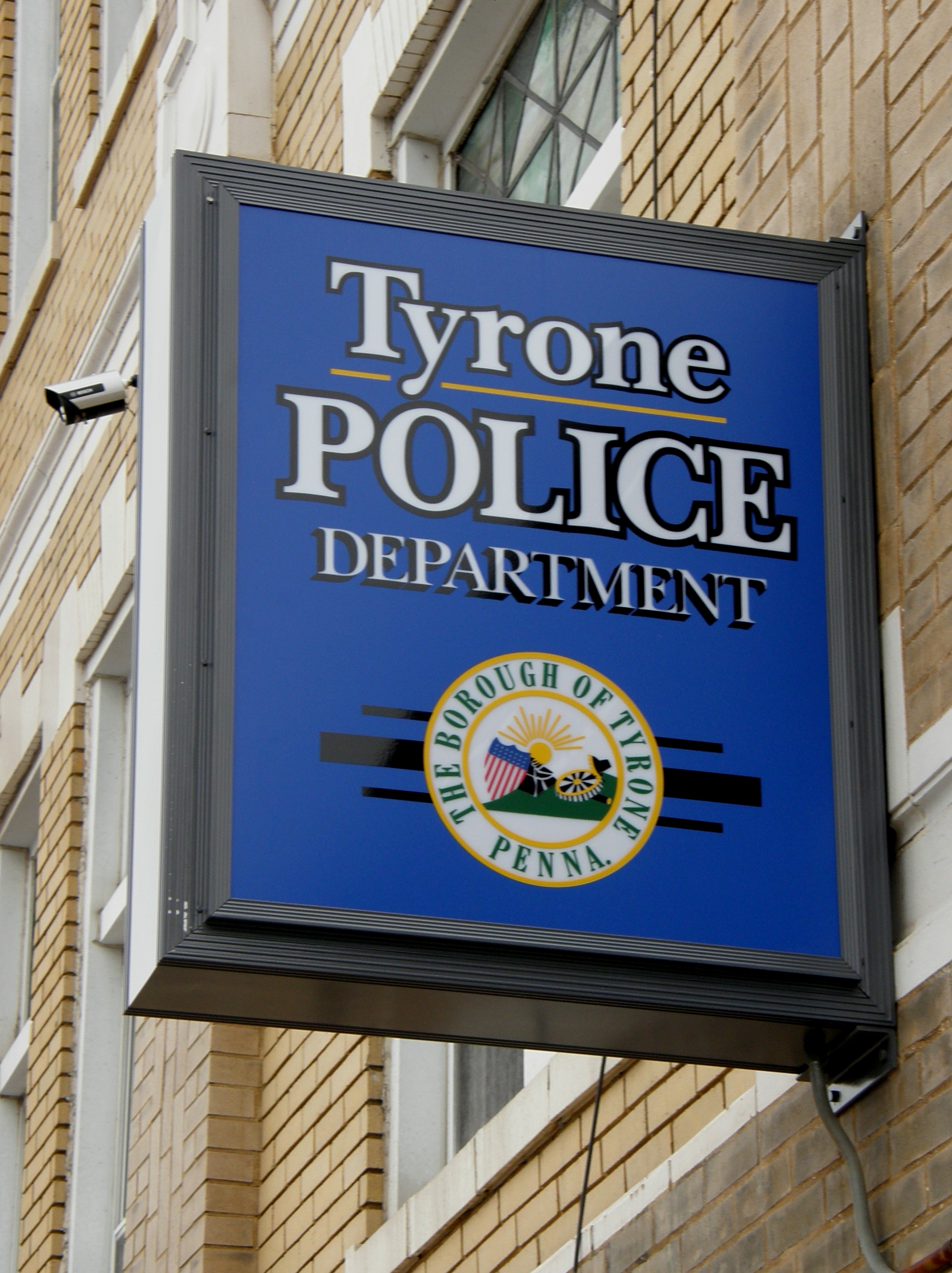 Backlit Electronic Signs | Lloyd Signs